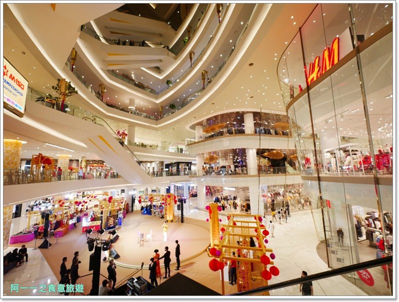 曼谷ICONSIAM美食 Baan Ice 泰南料理～購物吃泰國菜，邪惡辣炒螃蟹 - 阿一一之食意旅遊